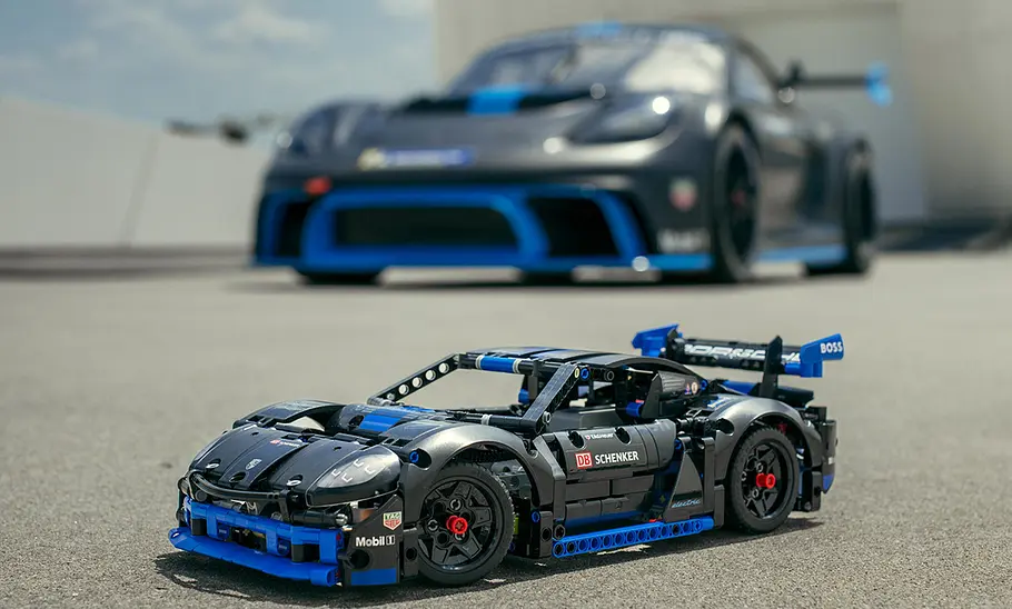 Mini-Racer mit Fernsteuerung: Das bietet Legos Porsche GT4!