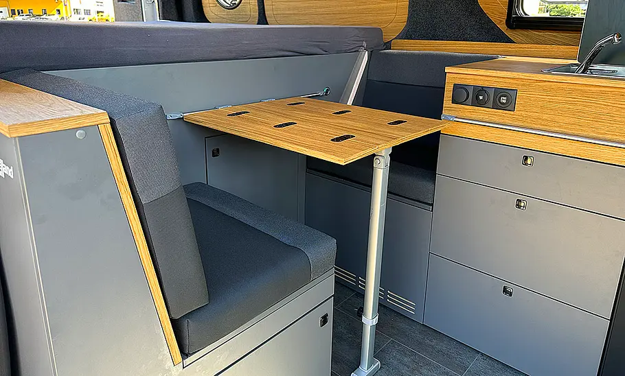 Eifelland Nissan Interstar-e: Elektro-Surferbus aus der Manufaktur