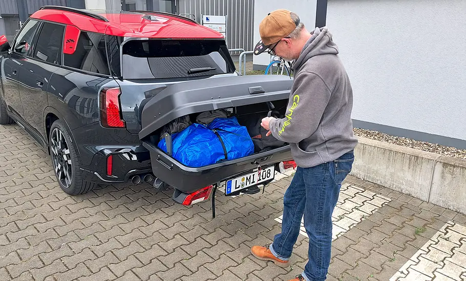 Thule Santu-Heckbox im Test: Zweiter Kofferraum für die AHK
