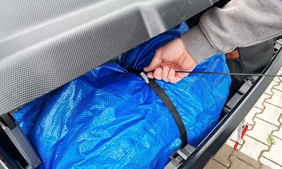 Thule Santu-Heckbox im Test: Zweiter Kofferraum für die AHK