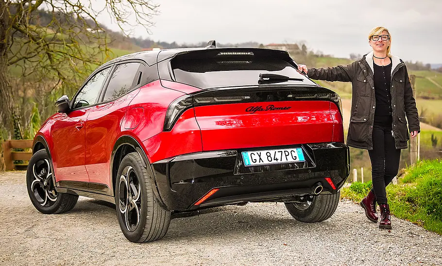 Alfa Romeo Junior (2025): Testfahrt mit Elettrica Veloce & Ibrida Q4