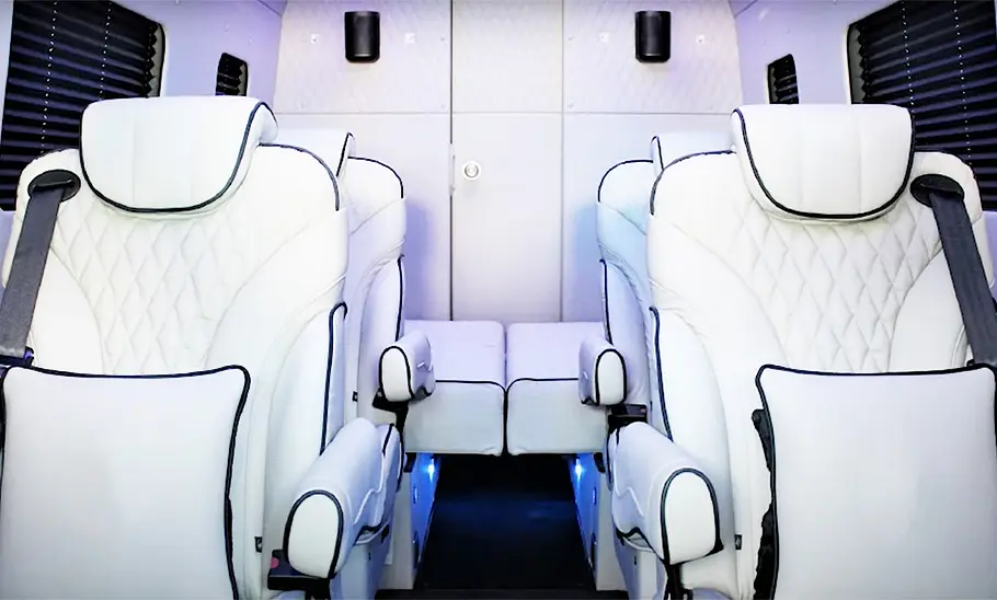 Luxus-Oase von Clive Suttons: Mercedes Sprinter auf Maybach-Niveau