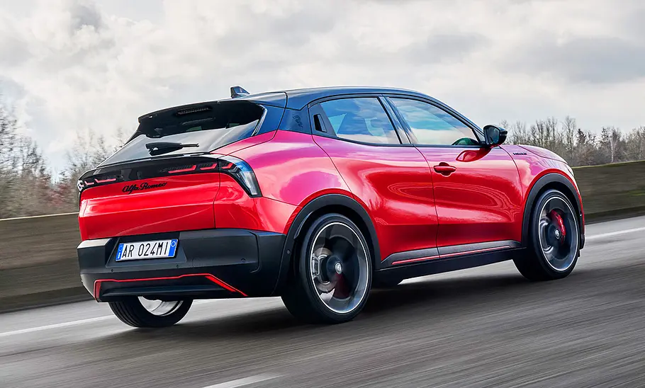 Alfa Romeo Junior (2025): Testfahrt mit Elettrica Veloce & Ibrida Q4