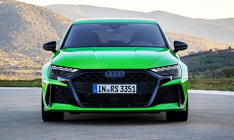Audi RS 3 Facelift (2024): Erste Testfahrt im 5-Zylinder-Hot Hatch