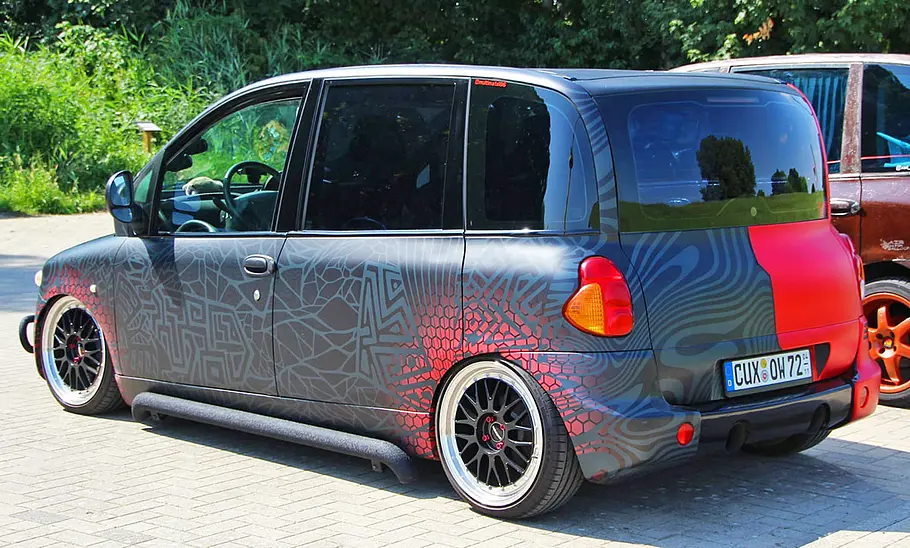 Roter und Ratte: multipler Tuning-Exzess am Fiat Multipla