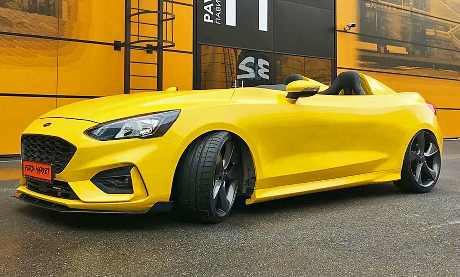 Focus aufs Wesentliche: Ford Focus zum Speedster umgebaut