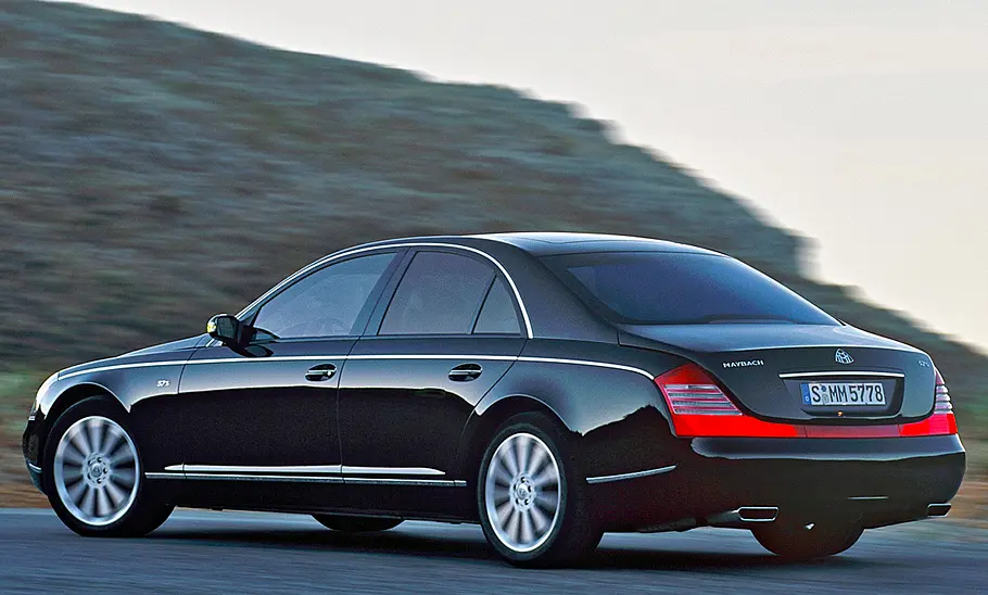 Maybach 57 S: Biturbo-Brecher im Smoking