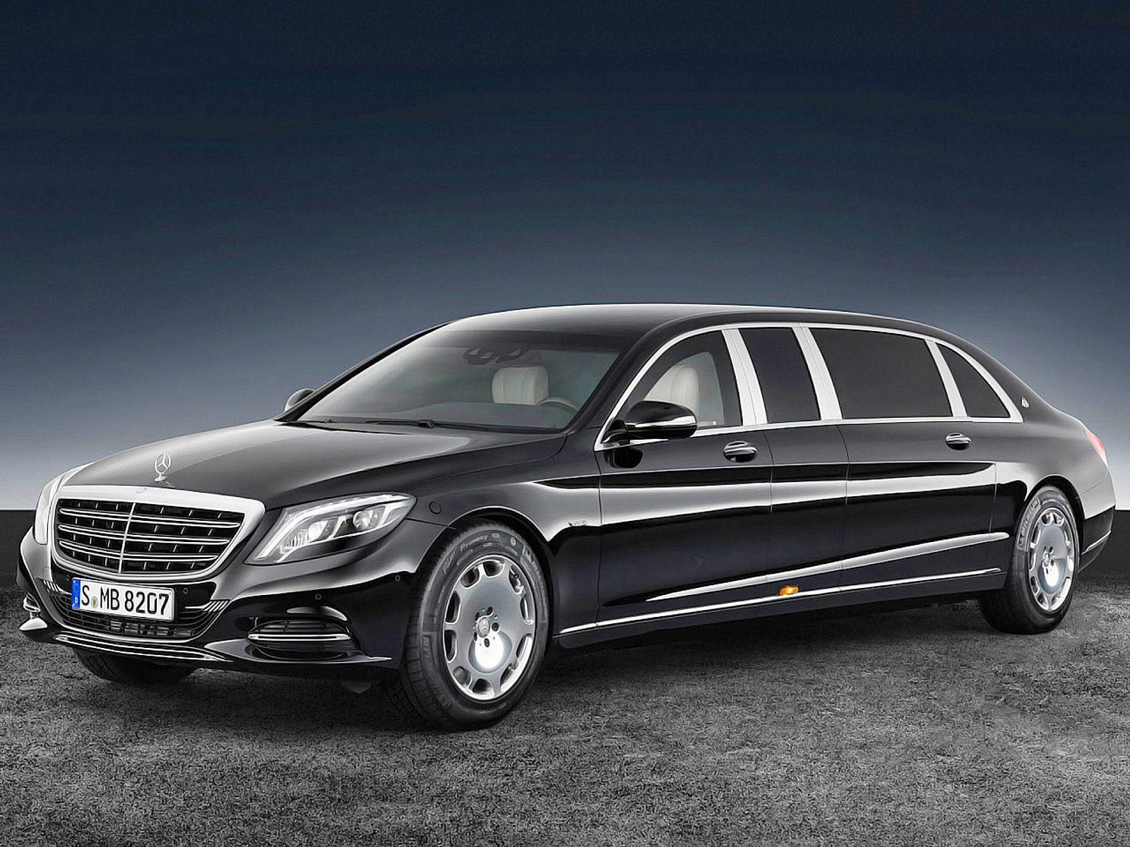 Maybach S600 Fireworks Preis