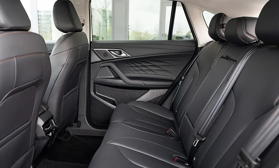 MG HS als Verbrenner, Mild & Plug-in-Hybrid: So fährt er!