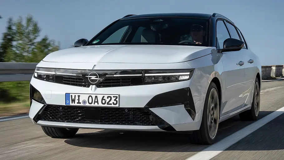 Erste Testfahrt: Überarbeiteter Opel Astra Kombi im Check