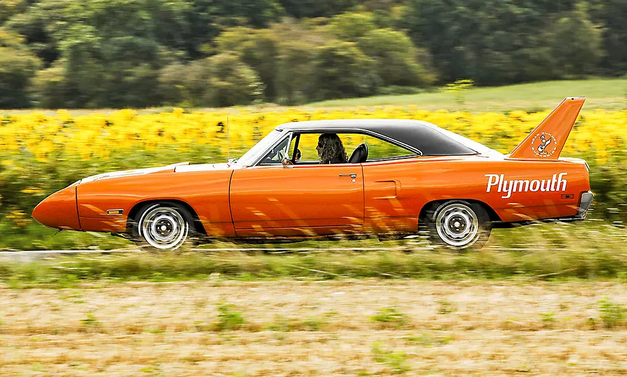 Plymouth Superbird: Hubraum-Gigant mit XXL-Spoiler