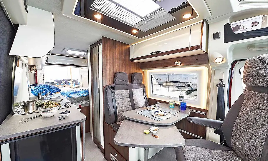 Pössl Summit Prime 600: Fürstliches Heckbett im 6-m-Camper